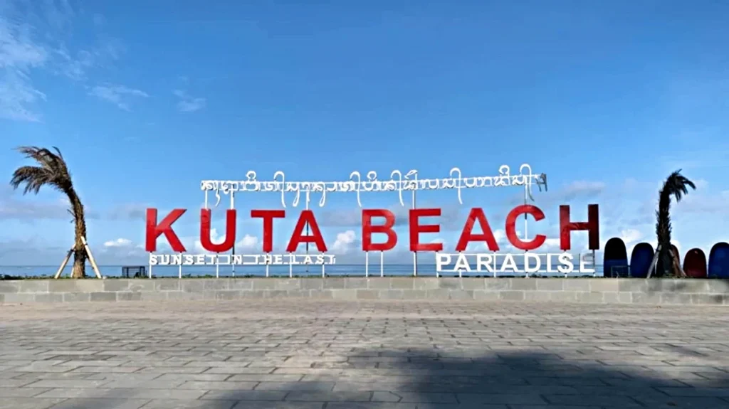 Desa Adat Kuta and Badung Regency Plan Vendor Reduction to Improve ...